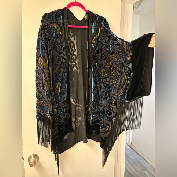 Chico's | Jackets & Coats | New Condition Chicos Velvet Fringe Kimono ...